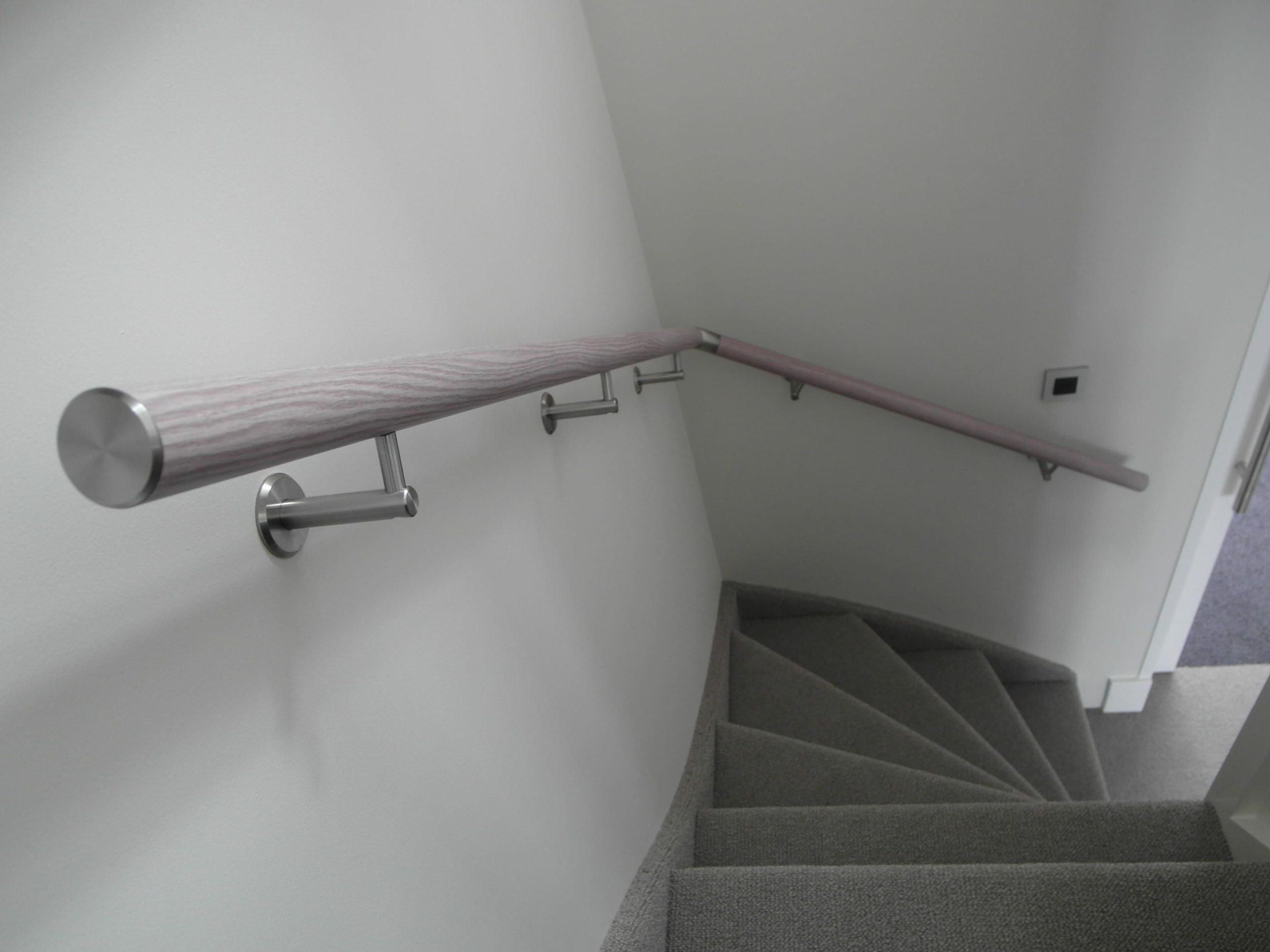 Een houten trapleuning: perfect voor uw interieur - Lumigrip®